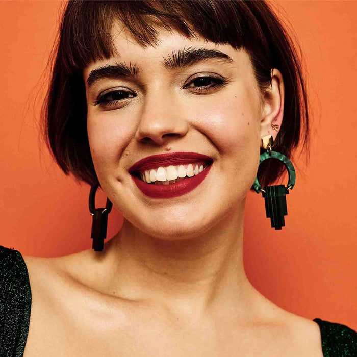 Art Deco Acrylic Chandelier Earrings in Emerald Pearl – Toolally